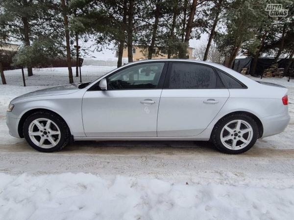 Pelēks Audi A4 2009 Viļņa, ar dzinēja tilpumu 2.00 L un nobraukumu 380 tūkst. km par 3499 €, foto 5 vietnē AUTOMOTO.COM.LV