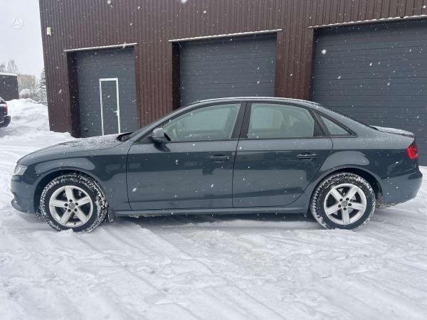 Pelēks Audi A4 2009 Kaišiadorys, ar dzinēja tilpumu 1.97 L un nobraukumu 258 tūkst. km par 5650 €, foto 4 vietnē AUTOMOTO.COM.LV