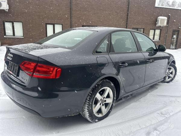 Pelēks Audi A4 2009 Kaišiadorys, ar dzinēja tilpumu 1.97 L un nobraukumu 258 tūkst. km par 5650 €, foto 7 vietnē AUTOMOTO.COM.LV