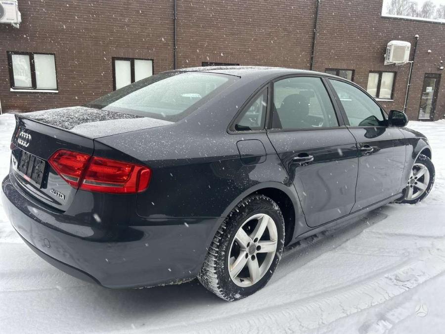 Grey Audi A4 2009 in Kaisiadorys, with an engine capacity of 1.97 L and mileage of 258 thousand km for 5650 €, photo 7 on AUTOMOTO.COM.LV