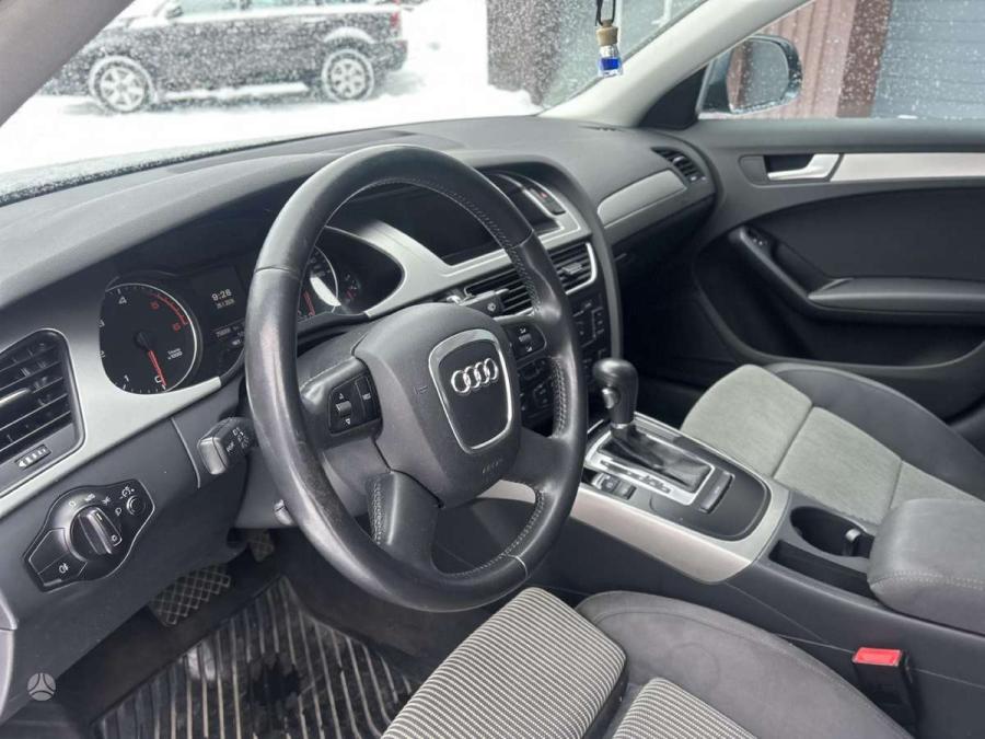 Grey Audi A4 2009 in Kaisiadorys, with an engine capacity of 1.97 L and mileage of 258 thousand km for 5650 €, photo 13 on AUTOMOTO.COM.LV