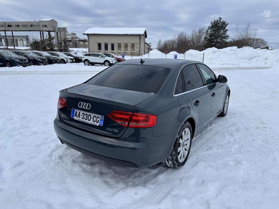 Grey Audi A4 2009 in Telschi, with an engine capacity of 1.97 L and mileage of 224 thousand km for 6499 €, photo 7 on AUTOMOTO.COM.LV