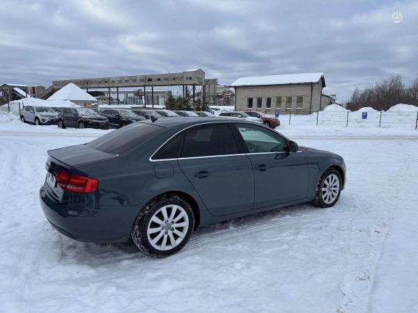Grey Audi A4 2009 in Telschi, with an engine capacity of 1.97 L and mileage of 224 thousand km for 6499 €, photo 8 on AUTOMOTO.COM.LV