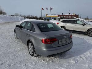 Pelēks Audi A4 2009 Telšiai, ar dzinēja tilpumu 1.97 L un nobraukumu 258 tūkst. km par 6399 €, foto 4 vietnē AUTOMOTO.COM.LV