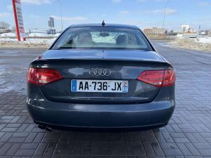 Grey Audi A4 2009 in Taurage, with an engine capacity of 1.98 L and mileage of 203 thousand km for 4900 €, photo 5 on AUTOMOTO.COM.LV