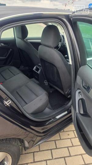 Pelēks Audi A4 2009 Kauņa, ar dzinēja tilpumu 2.00 L un nobraukumu 330 tūkst. km par 4450 €, foto 10 vietnē AUTOMOTO.COM.LV