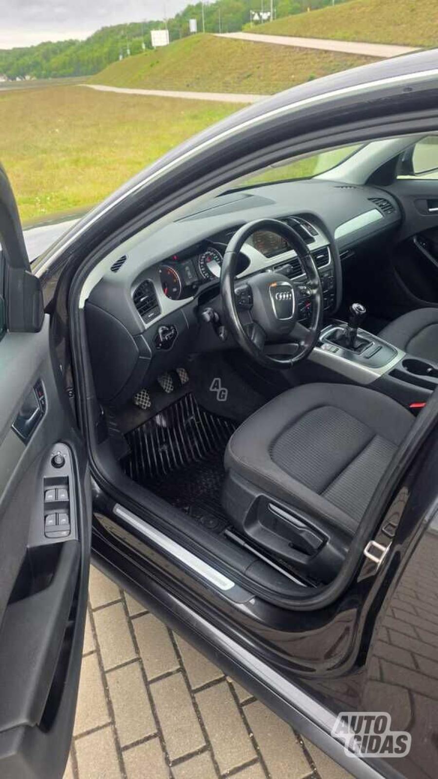 Pelēks Audi A4 2009 Kauņa, ar dzinēja tilpumu 2.00 L un nobraukumu 330 tūkst. km par 4450 €, foto 13 vietnē AUTOMOTO.COM.LV