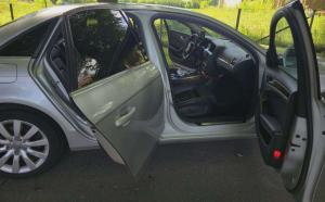 Grey Audi A4 2009 in Trakai, with an engine capacity of 2.70 L and mileage of 375 thousand km for 4500 €, photo 11 on AUTOMOTO.COM.LV