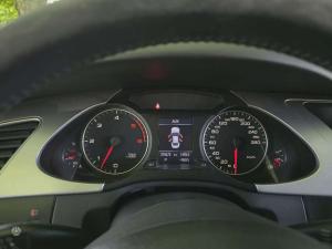 Grey Audi A4 2009 in Trakai, with an engine capacity of 2.70 L and mileage of 375 thousand km for 4500 €, photo 13 on AUTOMOTO.COM.LV