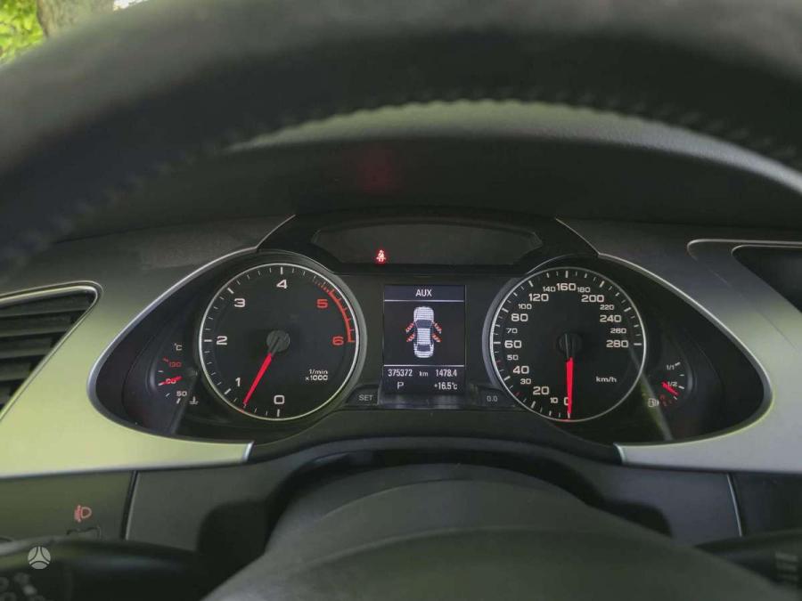 Grey Audi A4 2009 in Trakai, with an engine capacity of 2.70 L and mileage of 375 thousand km for 4500 €, photo 13 on AUTOMOTO.COM.LV