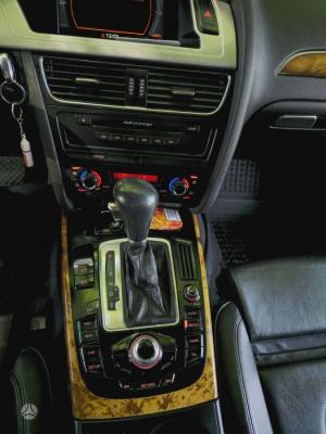 Grey Audi A4 2009 in Trakai, with an engine capacity of 2.70 L and mileage of 375 thousand km for 4500 €, photo 15 on AUTOMOTO.COM.LV