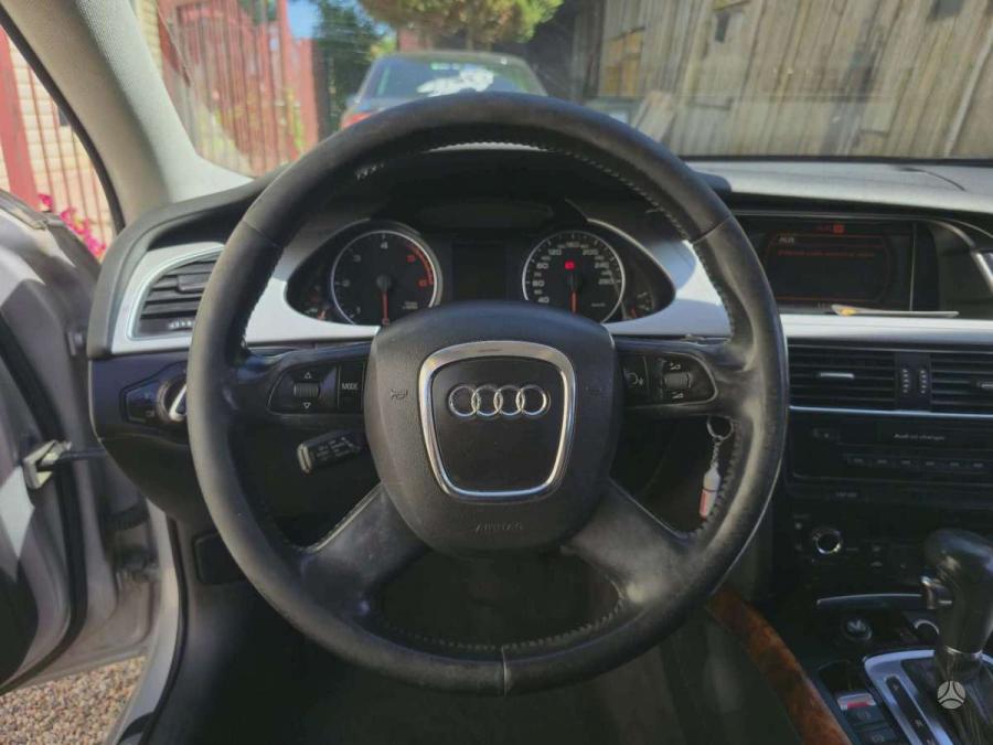 Grey Audi A4 2009 in Trakai, with an engine capacity of 2.70 L and mileage of 375 thousand km for 4500 €, photo 18 on AUTOMOTO.COM.LV