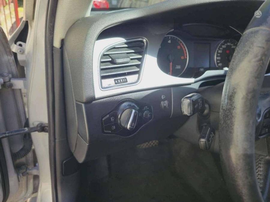 Grey Audi A4 2009 in Trakai, with an engine capacity of 2.70 L and mileage of 375 thousand km for 4500 €, photo 20 on AUTOMOTO.COM.LV