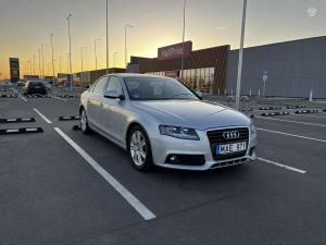 Grey Audi A4 2009 in Kaunas, with an engine capacity of 2.70 L and mileage of 273 thousand km for 5150 €, photo 4 on AUTOMOTO.COM.LV