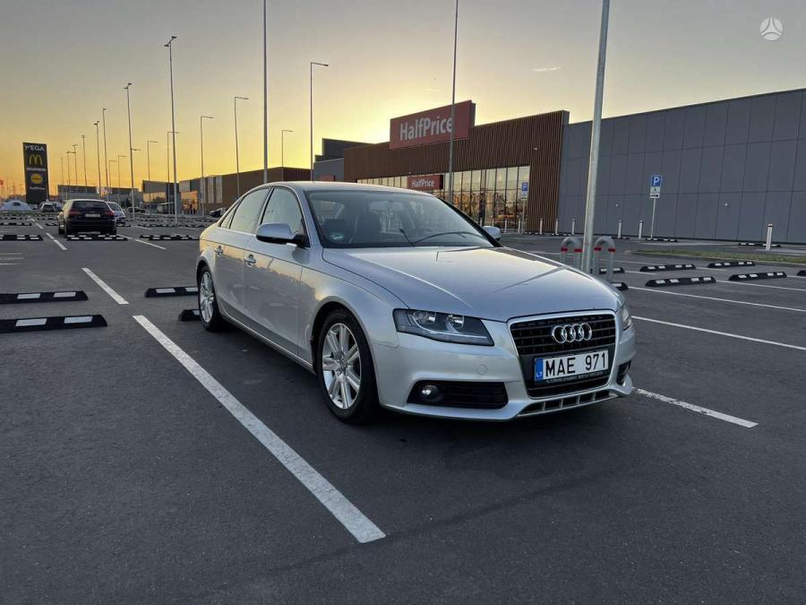 Grey Audi A4 2009 in Kaunas, with an engine capacity of 2.70 L and mileage of 273 thousand km for 5150 €, photo 4 on AUTOMOTO.COM.LV