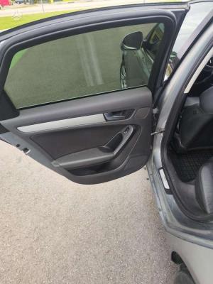Pelēks Audi A4 2009 Kauņa, ar dzinēja tilpumu 1.97 L un nobraukumu 340 tūkst. km par 2800 €, foto 16 vietnē AUTOMOTO.COM.LV