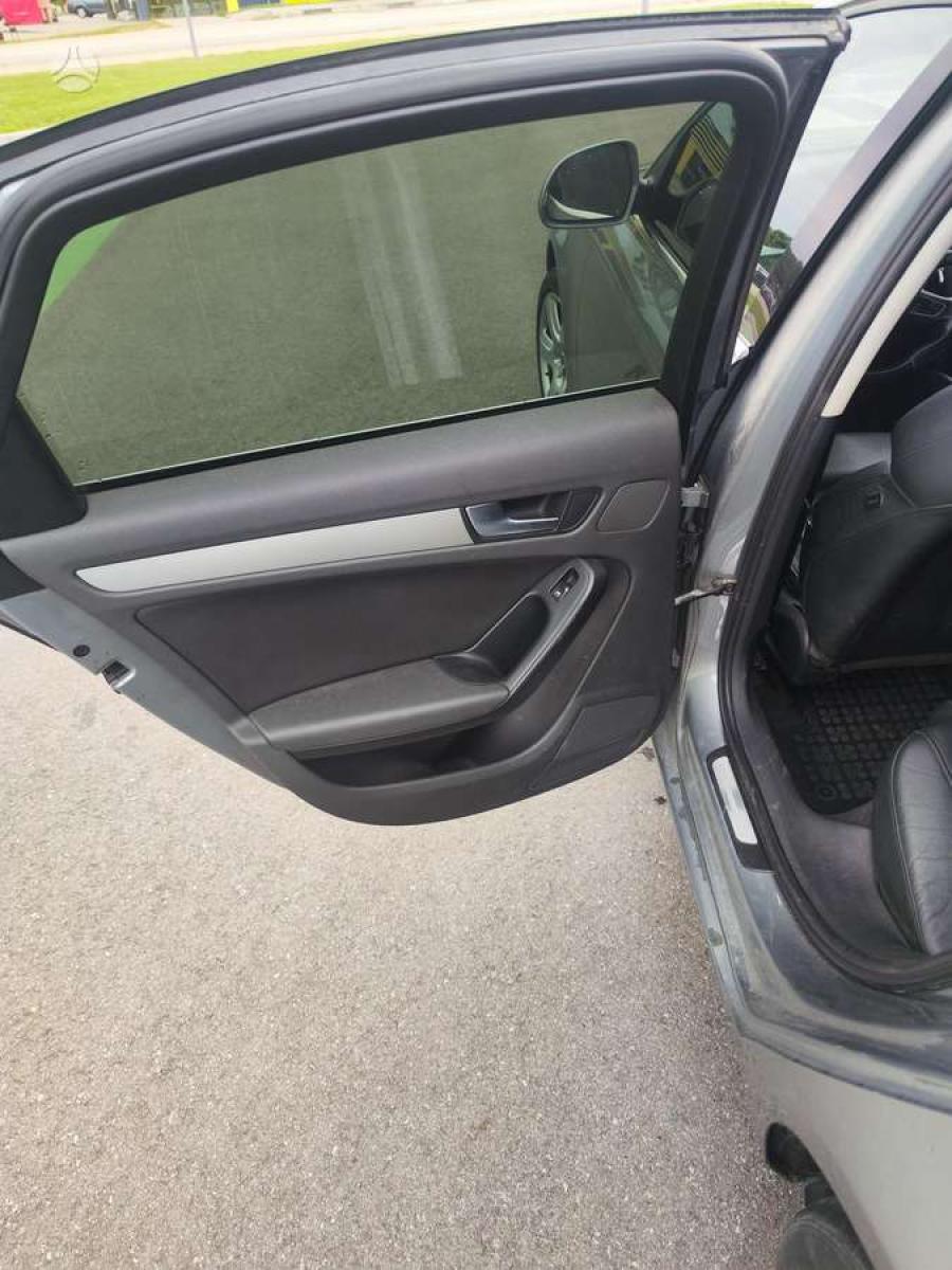 Pelēks Audi A4 2009 Kauņa, ar dzinēja tilpumu 1.97 L un nobraukumu 340 tūkst. km par 2800 €, foto 16 vietnē AUTOMOTO.COM.LV