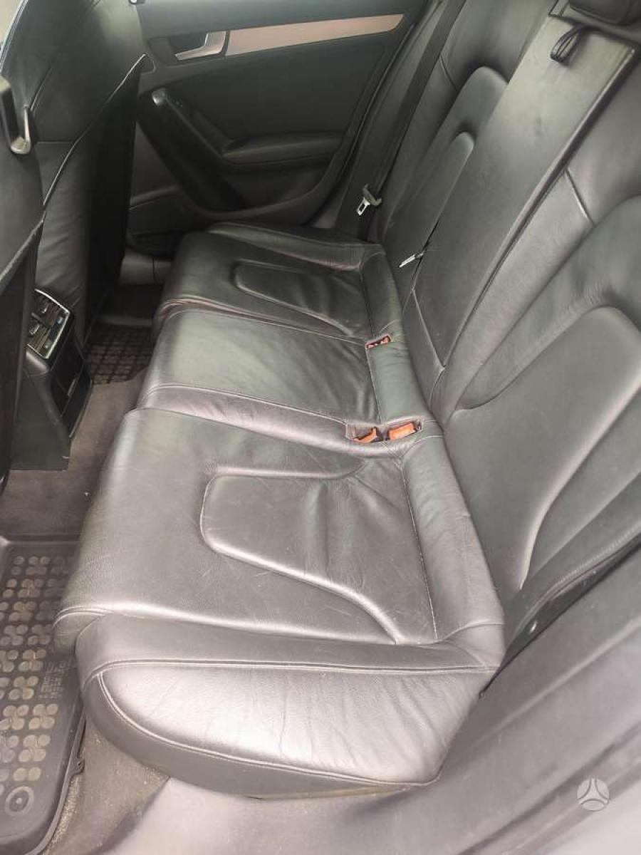 Pelēks Audi A4 2009 Kauņa, ar dzinēja tilpumu 1.97 L un nobraukumu 340 tūkst. km par 2800 €, foto 17 vietnē AUTOMOTO.COM.LV