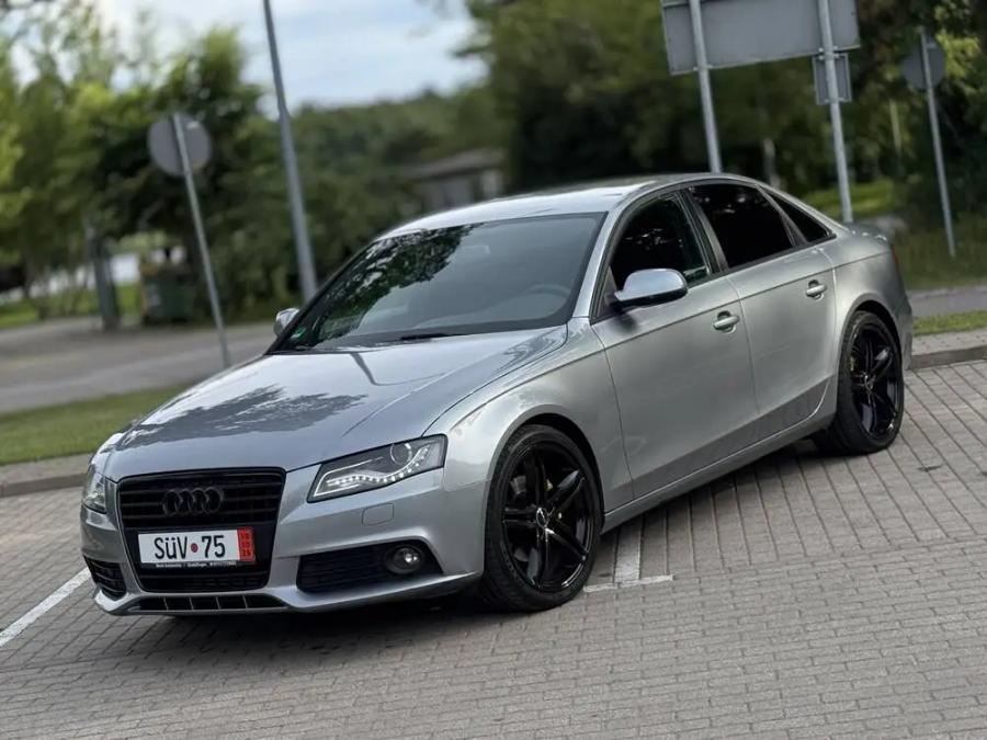 Pelēks Audi A4 2009 Jūrmala, ar dzinēja tilpumu 1.80 L un nobraukumu 168 tūkst. km par 5900 €, foto 1 vietnē AUTOMOTO.COM.LV