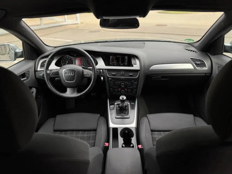 Pelēks Audi A4 2009 Jūrmala, ar dzinēja tilpumu 1.80 L un nobraukumu 168 tūkst. km par 5900 €, foto 13 vietnē AUTOMOTO.COM.LV
