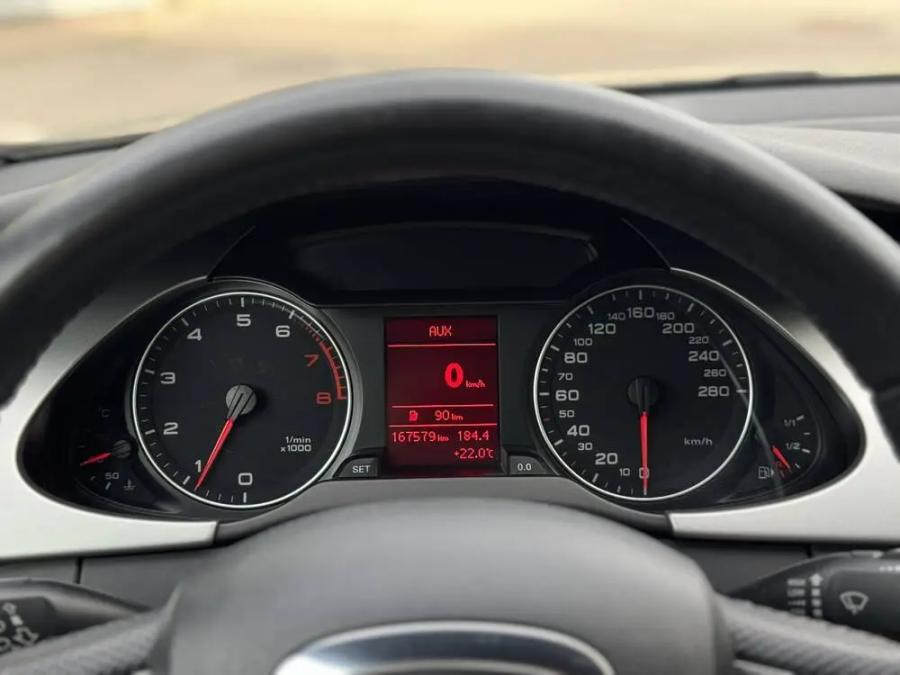 Pelēks Audi A4 2009 Jūrmala, ar dzinēja tilpumu 1.80 L un nobraukumu 168 tūkst. km par 5900 €, foto 24 vietnē AUTOMOTO.COM.LV