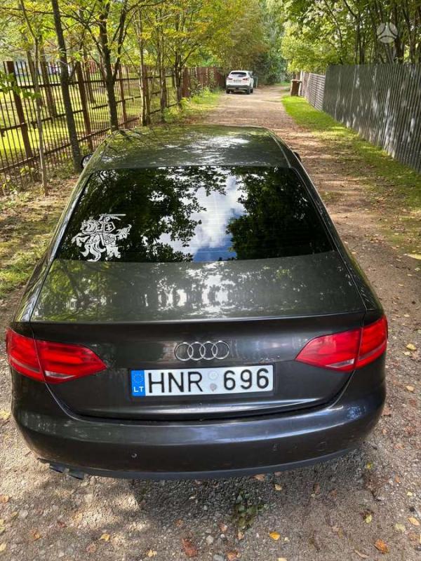 Grey Audi A4 2009 in Kaunas, with an engine capacity of 1.97 L and mileage of 430 thousand km for 3500 €, photo 3 on AUTOMOTO.COM.LV