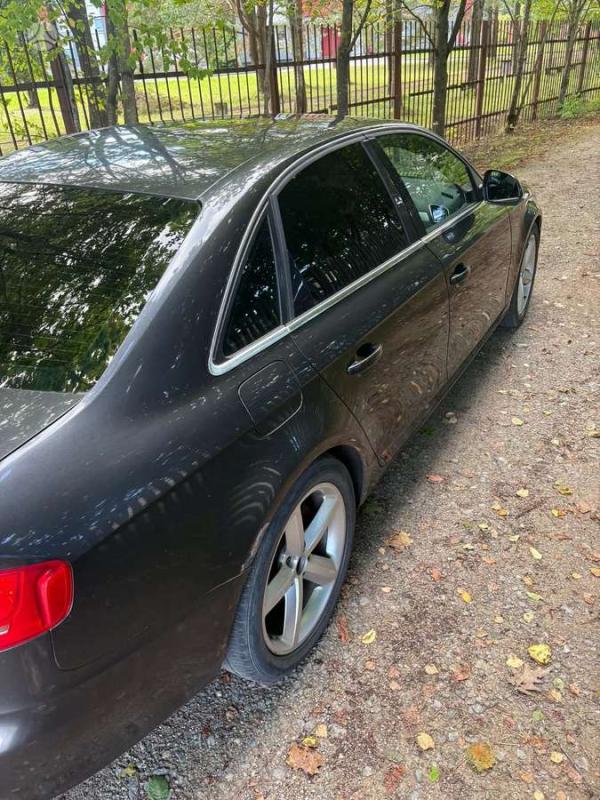 Grey Audi A4 2009 in Kaunas, with an engine capacity of 1.97 L and mileage of 430 thousand km for 3500 €, photo 5 on AUTOMOTO.COM.LV