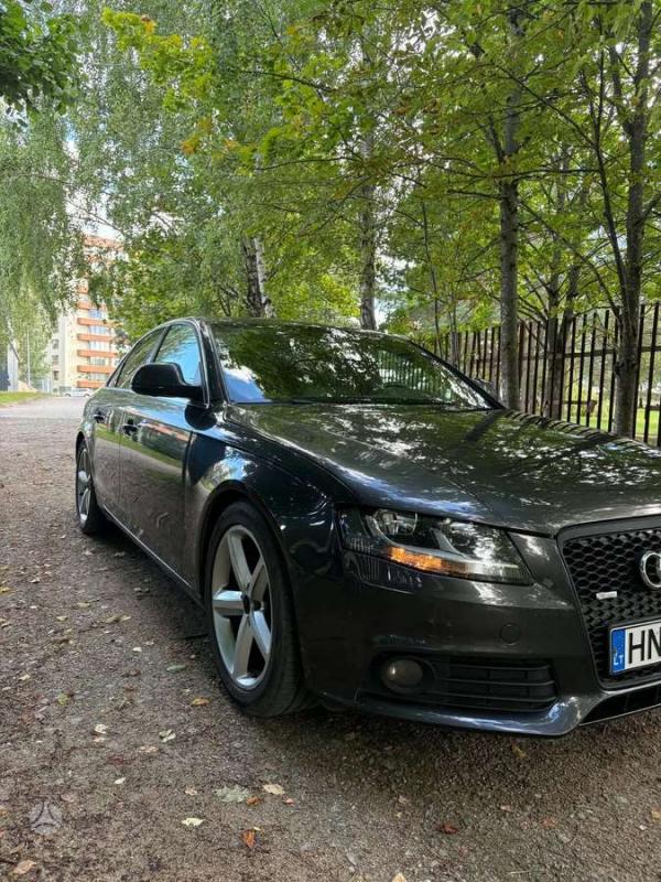 Grey Audi A4 2009 in Kaunas, with an engine capacity of 1.97 L and mileage of 430 thousand km for 3500 €, photo 8 on AUTOMOTO.COM.LV