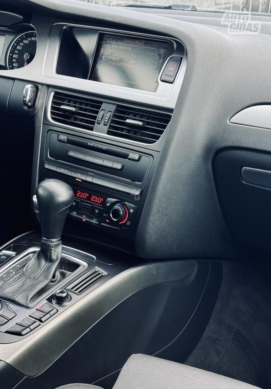Pelēks Audi A4 2009 Kretinga, ar dzinēja tilpumu 2.70 L un nobraukumu 285 tūkst. km par 5300 €, foto 12 vietnē AUTOMOTO.COM.LV