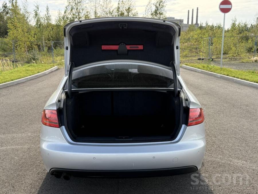 Grey Audi A4 2009 in Liepaja, with an engine capacity of 1.80 L and mileage of 216 thousand km for 5900 €, photo 10 on AUTOMOTO.COM.LV