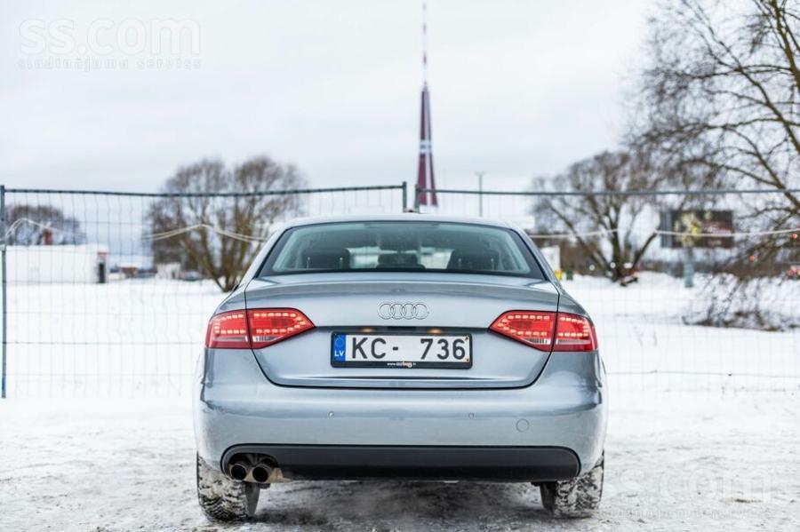 Grey Audi A4 2010 in Riga, with an engine capacity of 1.80 L and mileage of 275 thousand km for 5990 €, photo 8 on AUTOMOTO.COM.LV