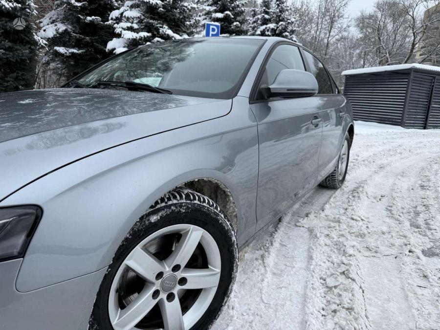 Grey Audi A4 2010 in Vilnius, with an engine capacity of 2.00 L and mileage of 228 thousand km for 4000 €, photo 7 on AUTOMOTO.COM.LV