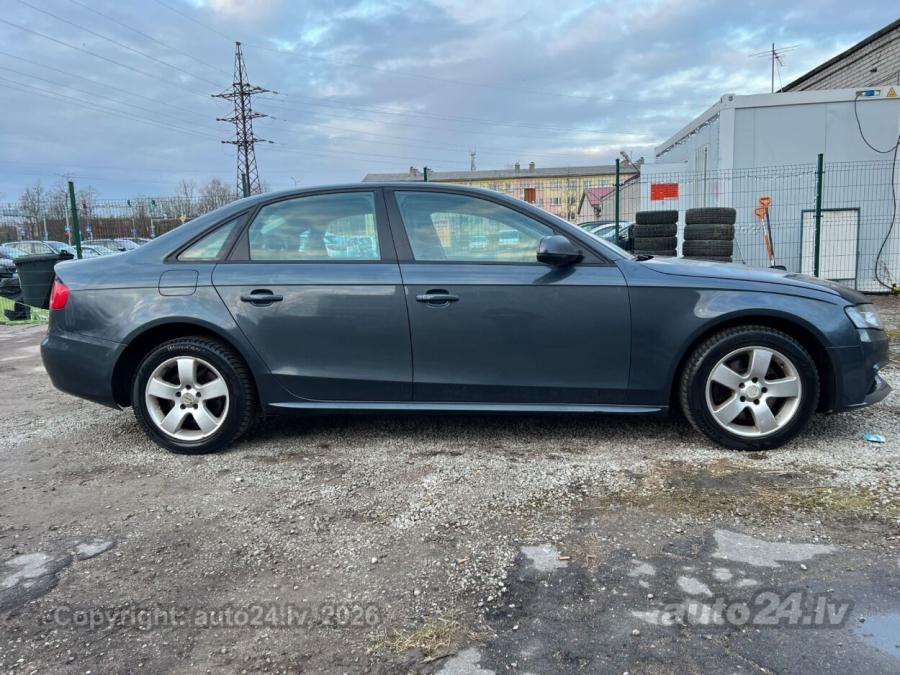 Grey Audi A4 2010 in Narva, with an engine capacity of 2.00 L and mileage of 315 thousand km for 3499 €, photo 12 on AUTOMOTO.COM.LV