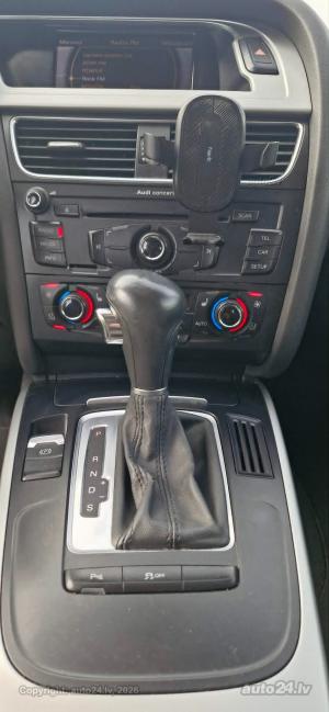 Pelēks Audi A4 2010 Tallina, ar dzinēja tilpumu 2.00 L un nobraukumu 250 tūkst. km par 6800 €, foto 7 vietnē AUTOMOTO.COM.LV