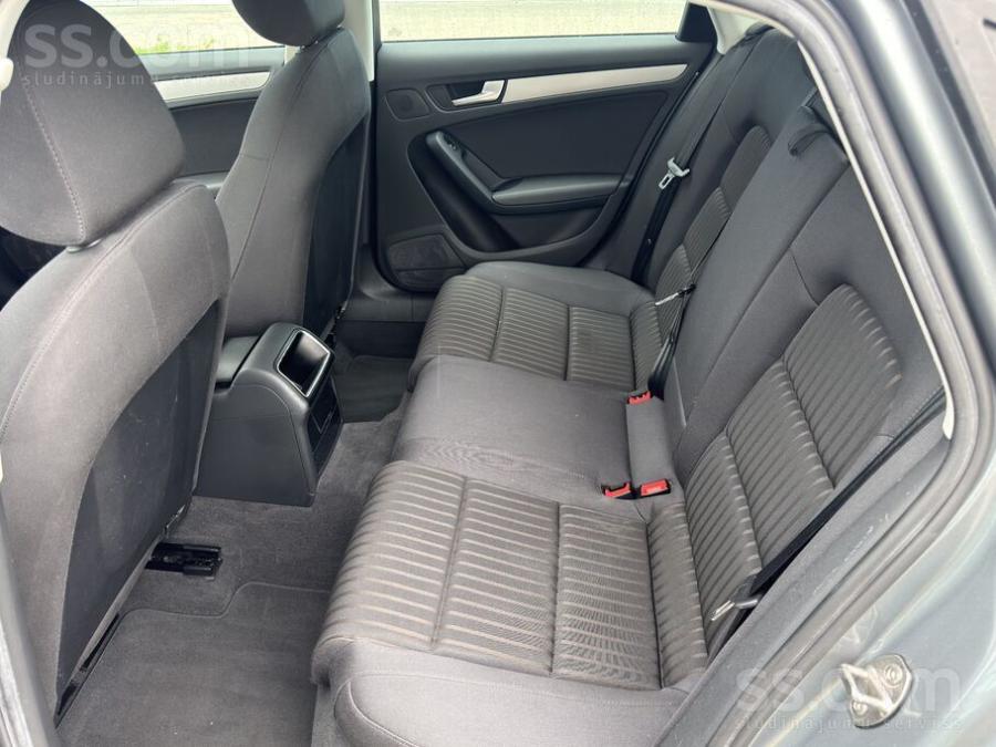 Pelēks Audi A4 2010 Rēzekne, ar dzinēja tilpumu 1.80 L un nobraukumu 251 tūkst. km par 6500 €, foto 10 vietnē AUTOMOTO.COM.LV