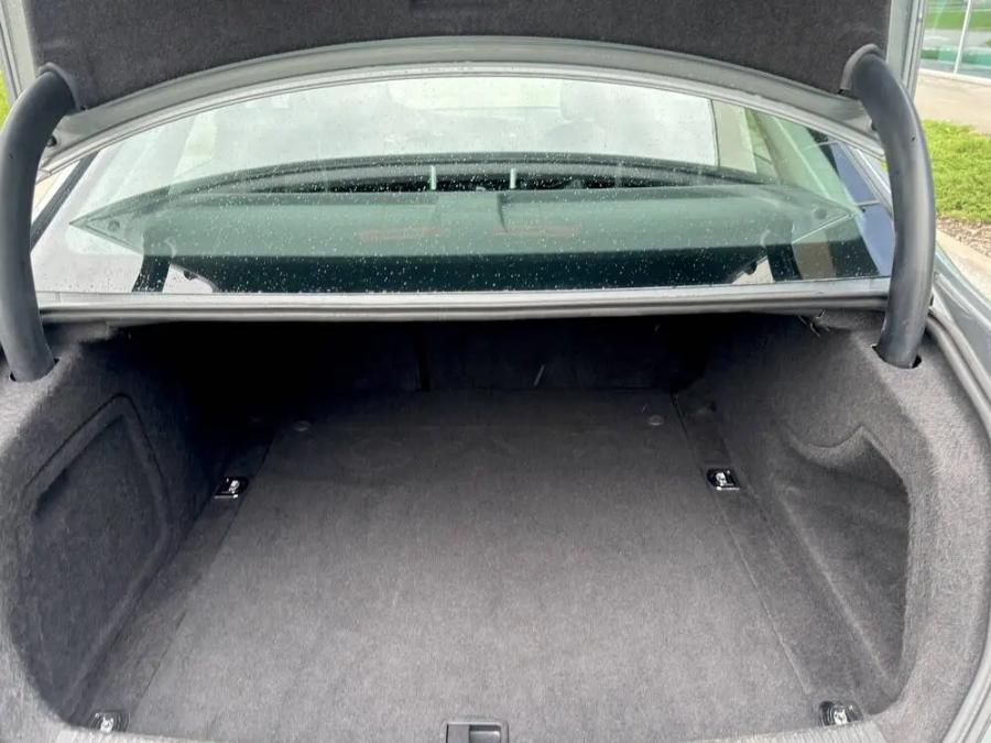 Grey Audi A4 2010 in Rezekne, with an engine capacity of 1.80 L and mileage of 251 thousand km for 6500 €, photo 14 on AUTOMOTO.COM.LV