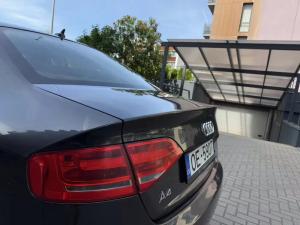 Pelēks Audi A4 2010 Rīga, ar dzinēja tilpumu 2.00 L un nobraukumu 316 tūkst. km par 5390 €, foto 8 vietnē AUTOMOTO.COM.LV