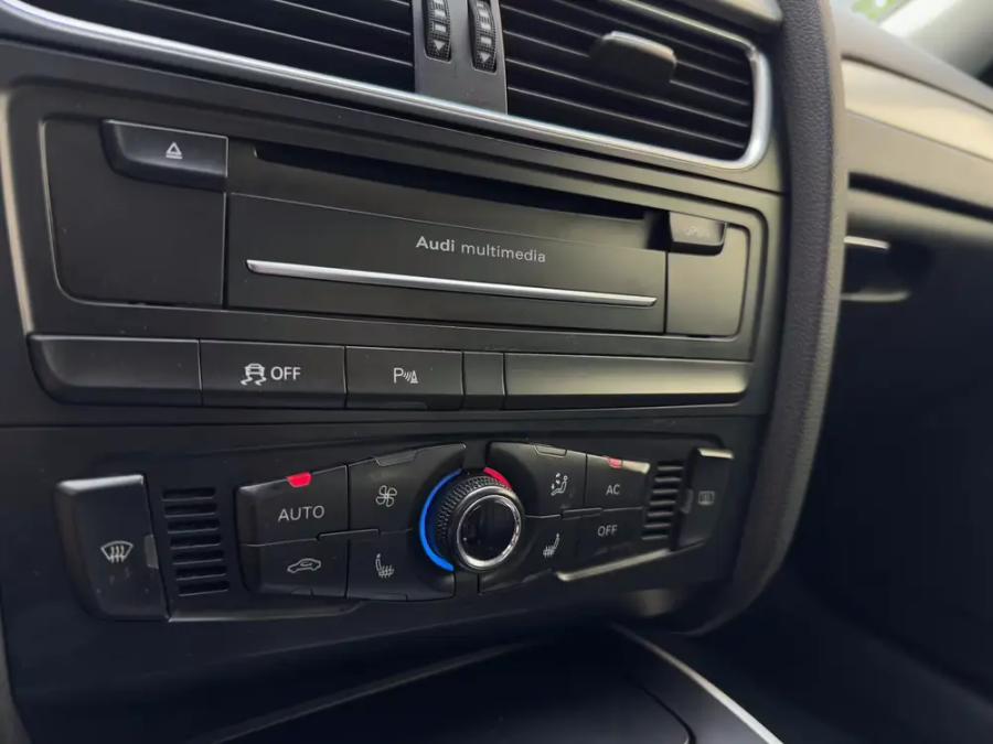 Pelēks Audi A4 2010 Rīga, ar dzinēja tilpumu 2.00 L un nobraukumu 316 tūkst. km par 5390 €, foto 24 vietnē AUTOMOTO.COM.LV
