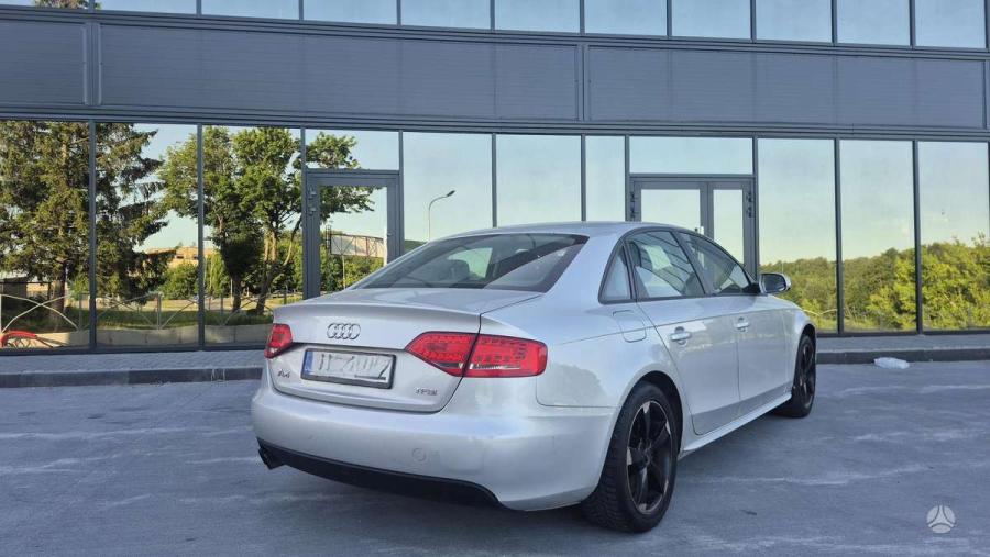 Grey Audi A4 2010 in Klaipeda, with an engine capacity of 1.98 L and mileage of 279 thousand km for 2599 €, photo 10 on AUTOMOTO.COM.LV