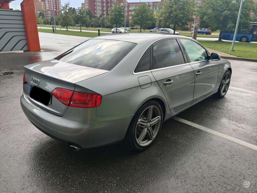Pelēks Audi A4 2010 Klaipėda, ar dzinēja tilpumu 2.97 L un nobraukumu 375 tūkst. km par 3900 €, foto 7 vietnē AUTOMOTO.COM.LV