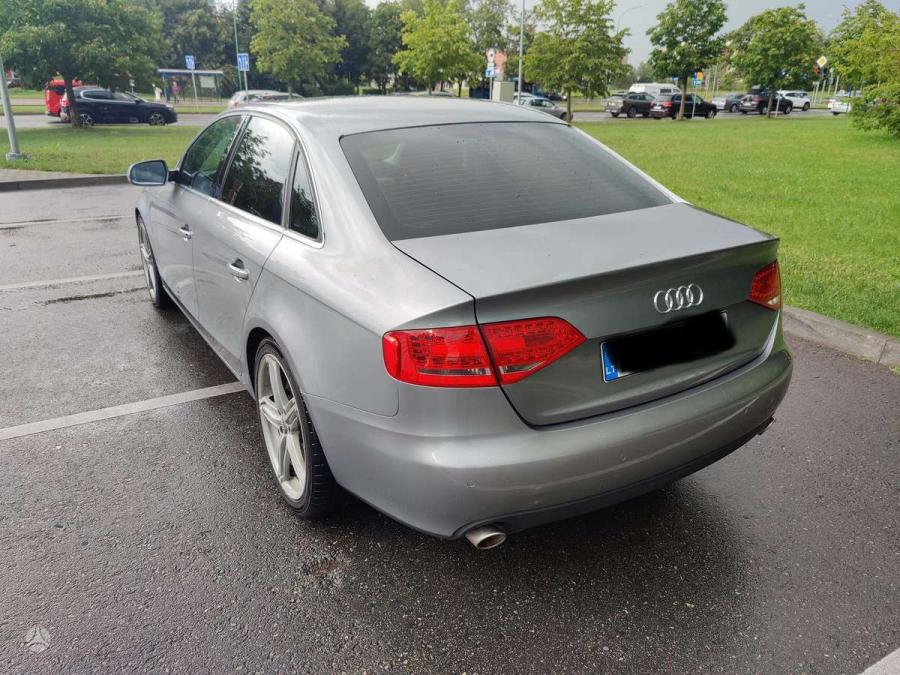 Pelēks Audi A4 2010 Klaipėda, ar dzinēja tilpumu 2.97 L un nobraukumu 375 tūkst. km par 3900 €, foto 8 vietnē AUTOMOTO.COM.LV