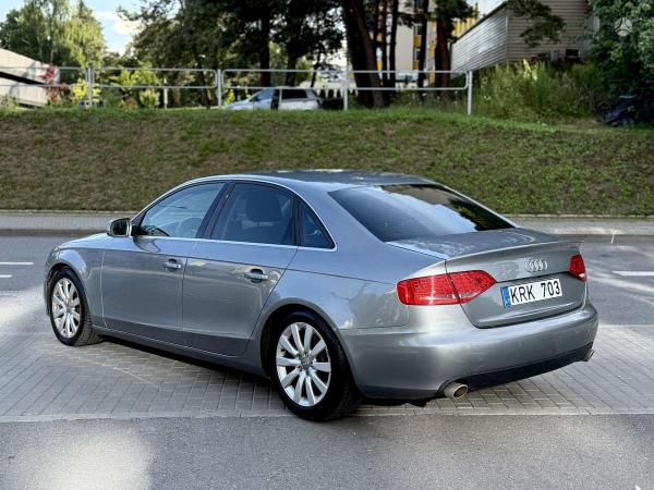 Grey Audi A4 2010 in Vilnius, with an engine capacity of 3.00 L and mileage of 299 thousand km for 4400 €, photo 5 on AUTOMOTO.COM.LV