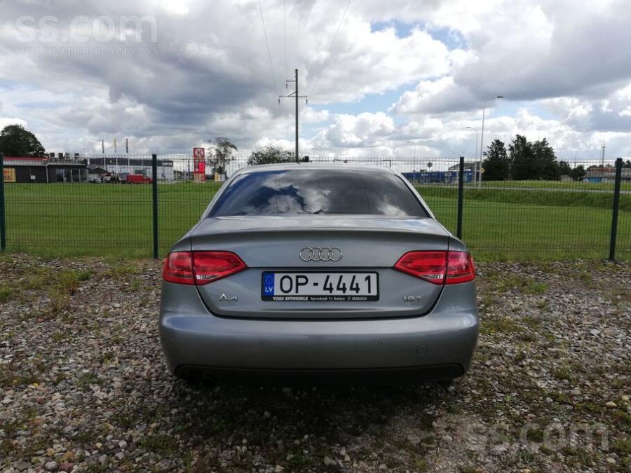 Pelēks Audi A4 2010 Saldus, ar dzinēja tilpumu 1.80 L un nobraukumu 186 tūkst. km par 5700 €, foto 7 vietnē AUTOMOTO.COM.LV