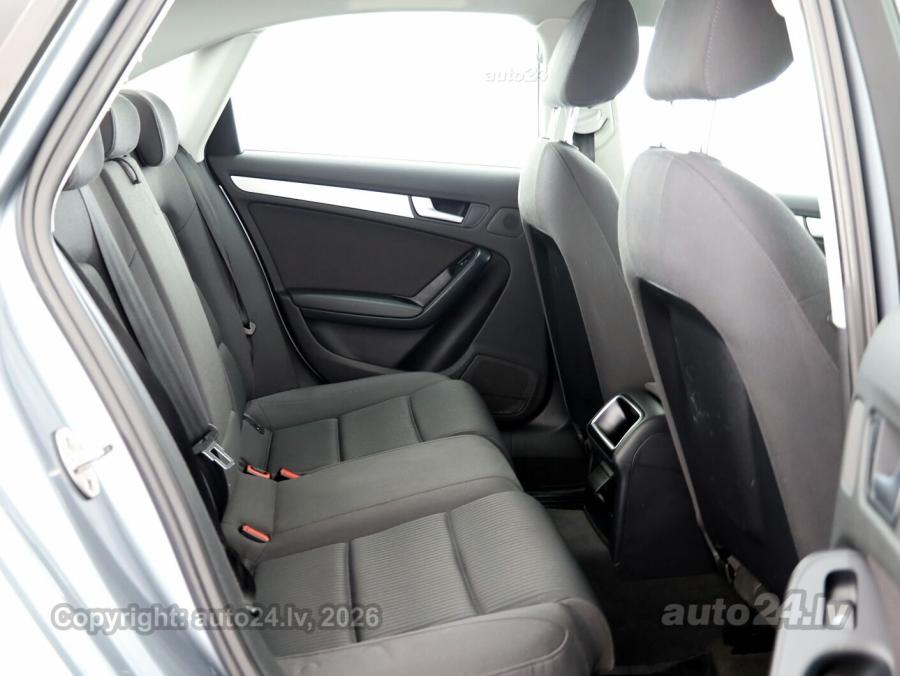 Grey Audi A4 2010 in Tallinn, with an engine capacity of 2.00 L and mileage of 339 thousand km for 3999 €, photo 8 on AUTOMOTO.COM.LV