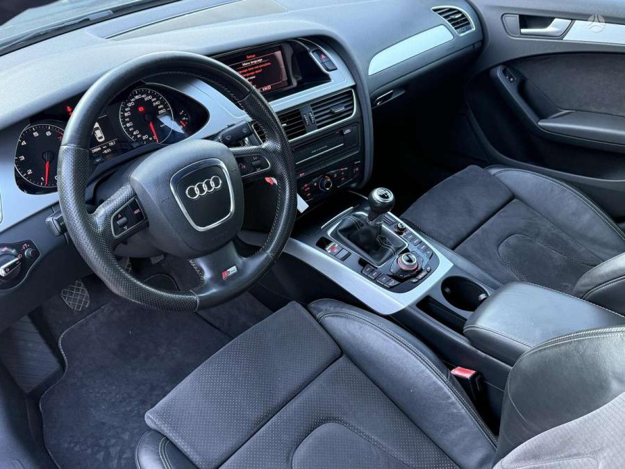 Pelēks Audi A4 2010 Kauņa, ar dzinēja tilpumu 1.80 L un nobraukumu 248 tūkst. km par 5950 €, foto 4 vietnē AUTOMOTO.COM.LV