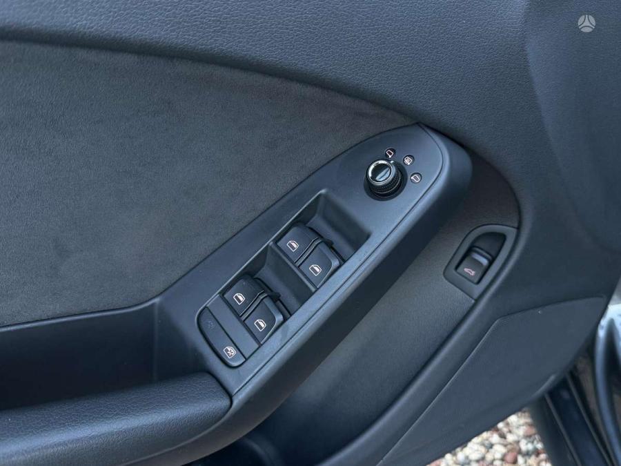 Pelēks Audi A4 2010 Kauņa, ar dzinēja tilpumu 1.80 L un nobraukumu 248 tūkst. km par 5950 €, foto 11 vietnē AUTOMOTO.COM.LV
