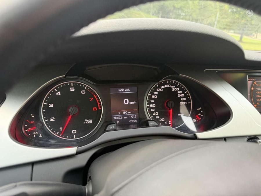 Grey Audi A4 2010 in Vilnius, with an engine capacity of 0.00 L and mileage of 244 thousand km for 6000 €, photo 18 on AUTOMOTO.COM.LV