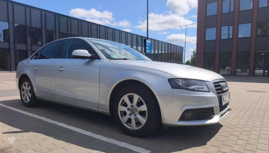 Grey Audi A4 2010 in Vilnius, with an engine capacity of 1.80 L and mileage of 145 thousand km for 4990 €, photo 7 on AUTOMOTO.COM.LV