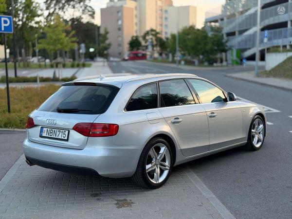 Pelēks Audi A4 2010 Viļņa, ar dzinēja tilpumu 2.00 L un nobraukumu 289 tūkst. km par 4800 €, foto 11 vietnē AUTOMOTO.COM.LV