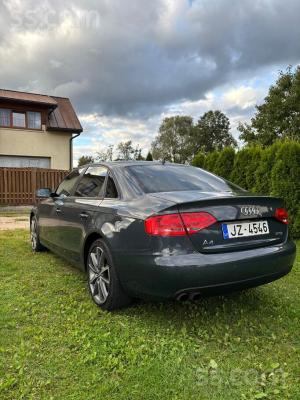Pelēks Audi A4 2010 Rīga, ar dzinēja tilpumu 1.80 L un nobraukumu 363 tūkst. km par 4100 €, foto 4 vietnē AUTOMOTO.COM.LV